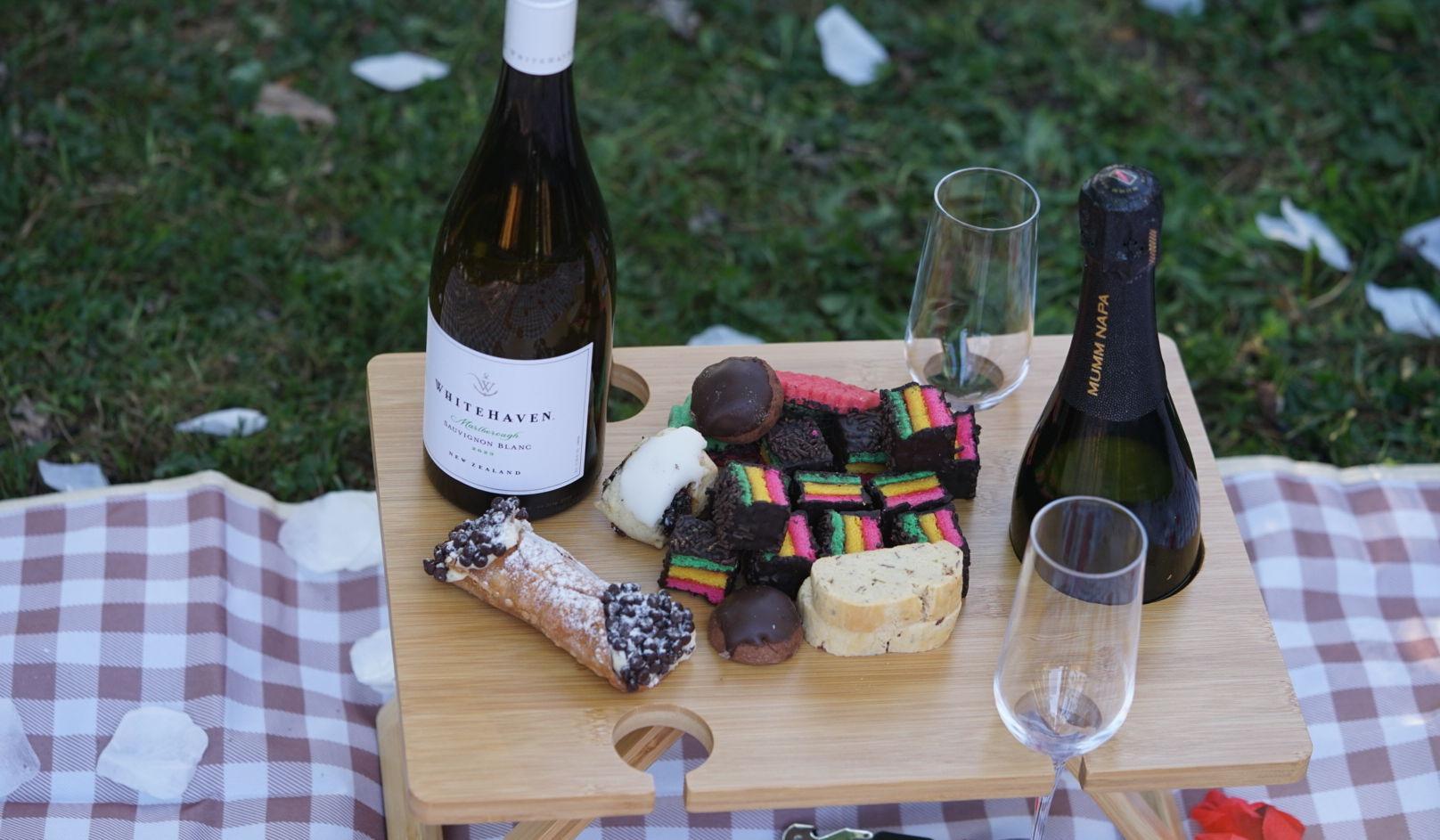 Juliana Scotto di Carlo and Christopher Melito's Wedding Website