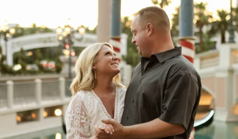 Molly Barnett and Joshua Thompson's Wedding Website