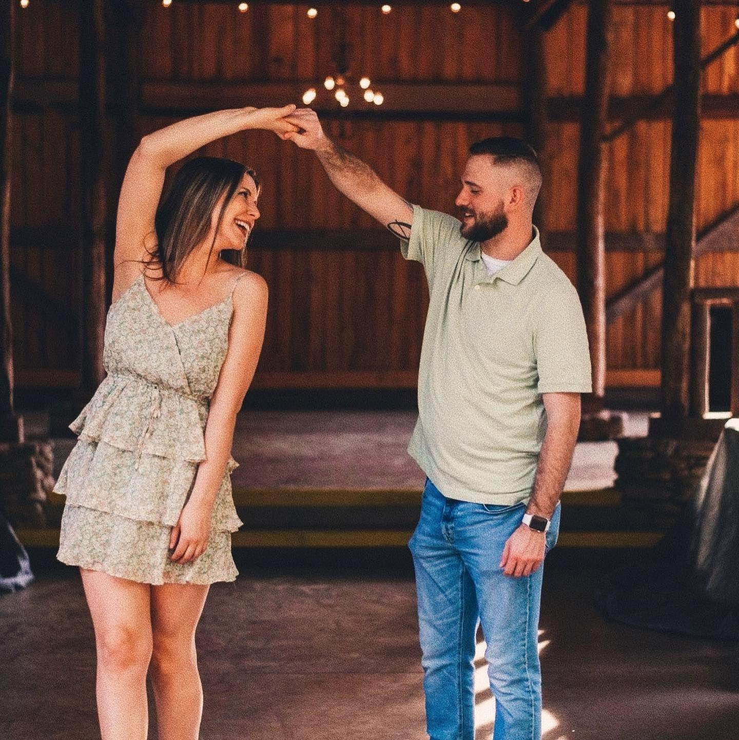 Shannon Hall and Hunter Sutton's Wedding Website