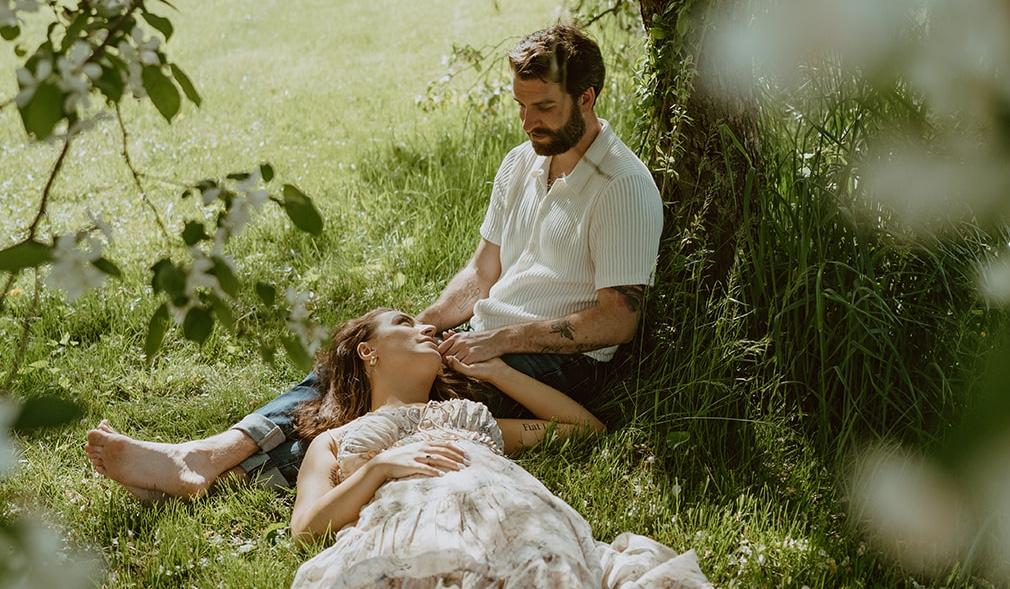 Jason Agnew and Charity Brown's Wedding Website