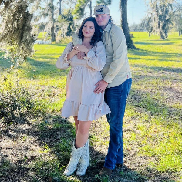 Hanna Burnett and Mark Hurlburt's Wedding Website