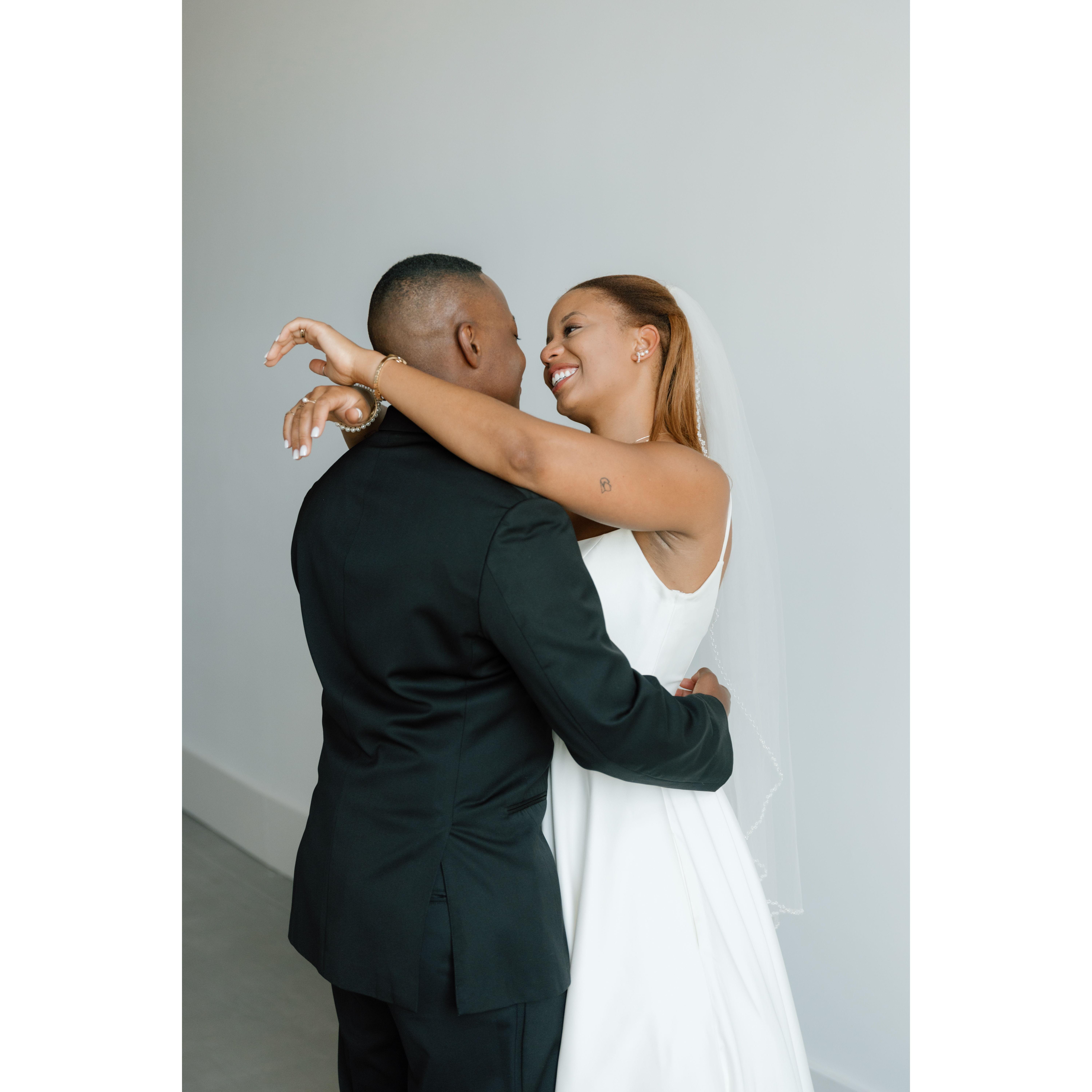 Alexis Cunningham and Taylor Cunningham's Wedding Website