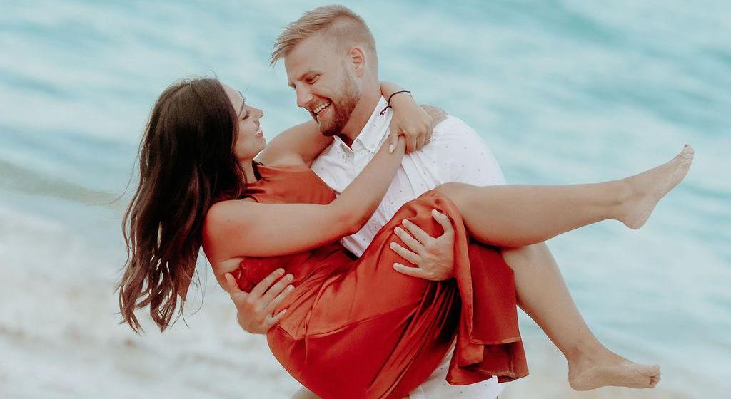 Alexandra Gurton and Broderick Brass' Wedding Website