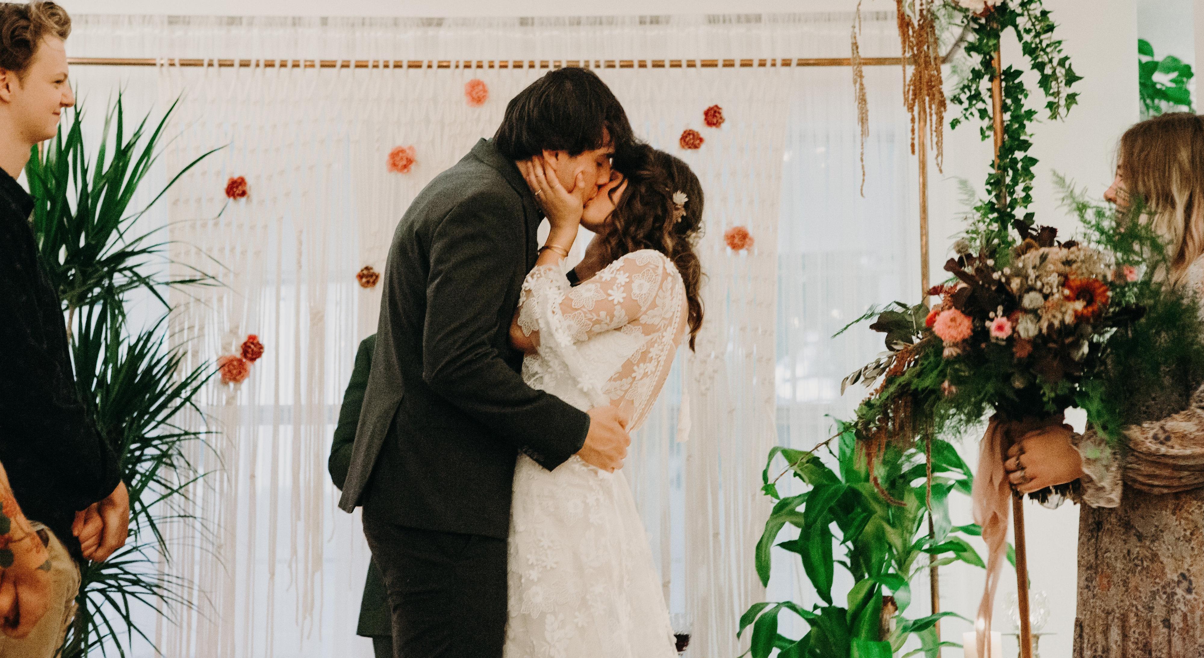 Faith Davis and Indiana Norvell's Wedding Website