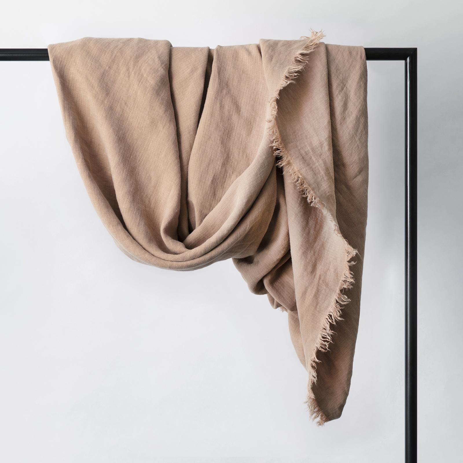 CULTIVER, Freya Linen Throw - Zola