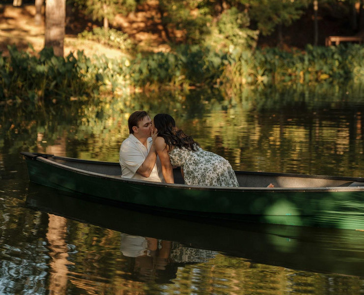 Olivia Villafranco and Chase Dunn's Wedding Website