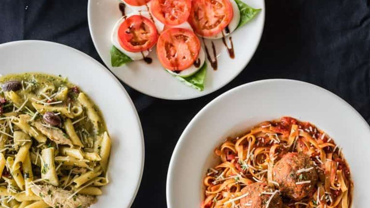 Coco's Italian Market & Restaurant - Wedding Caterers - Zola