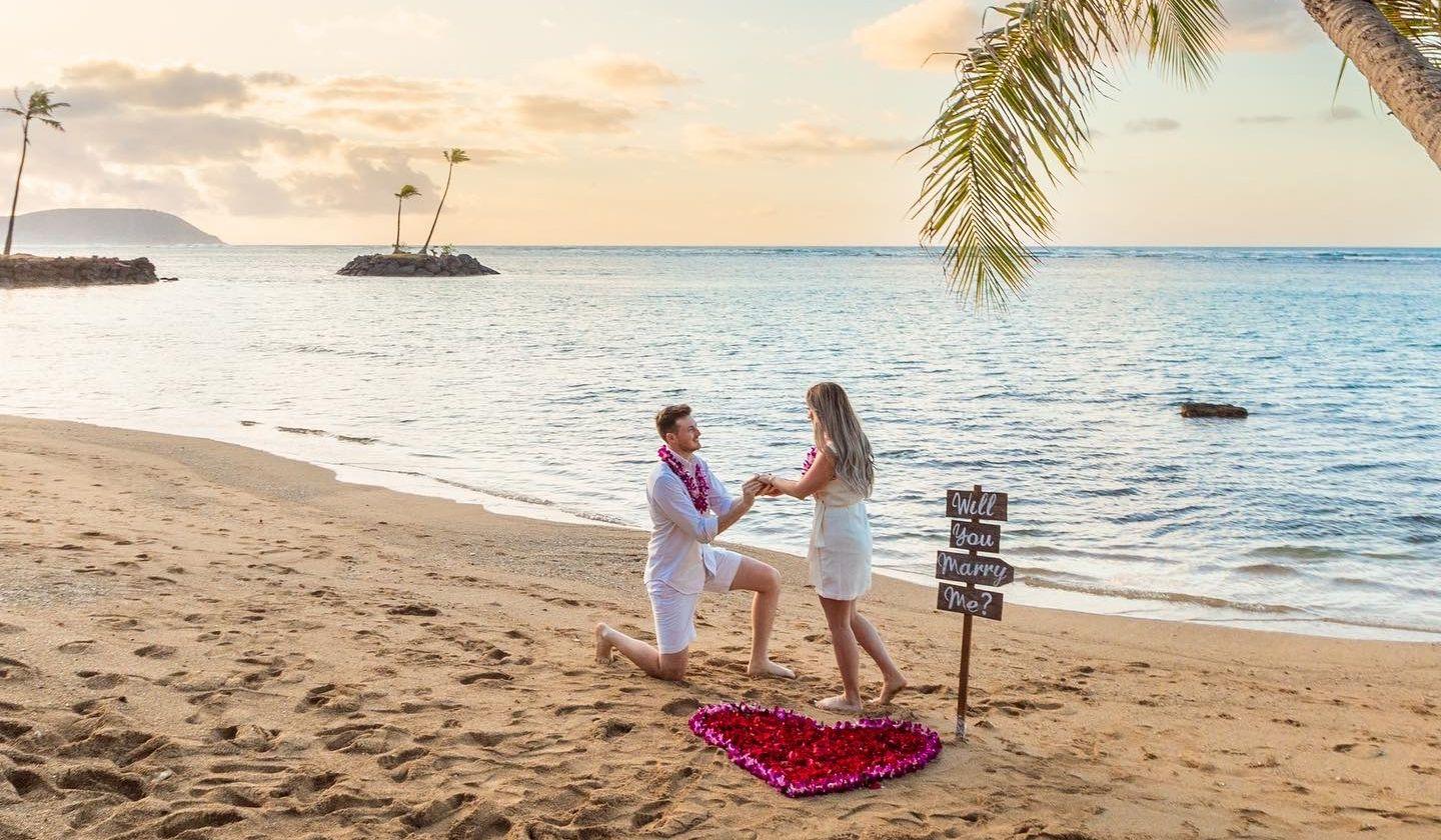 Aaron Davis and Kaisee Littlejohn's Wedding Website