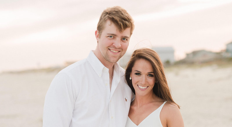 Elizabeth Thomas and Si Statham's Wedding Website