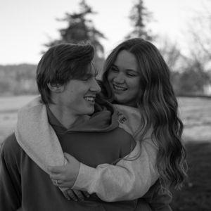 Alexandria Burnett and Luke Leinweber's Wedding Registry on Zola