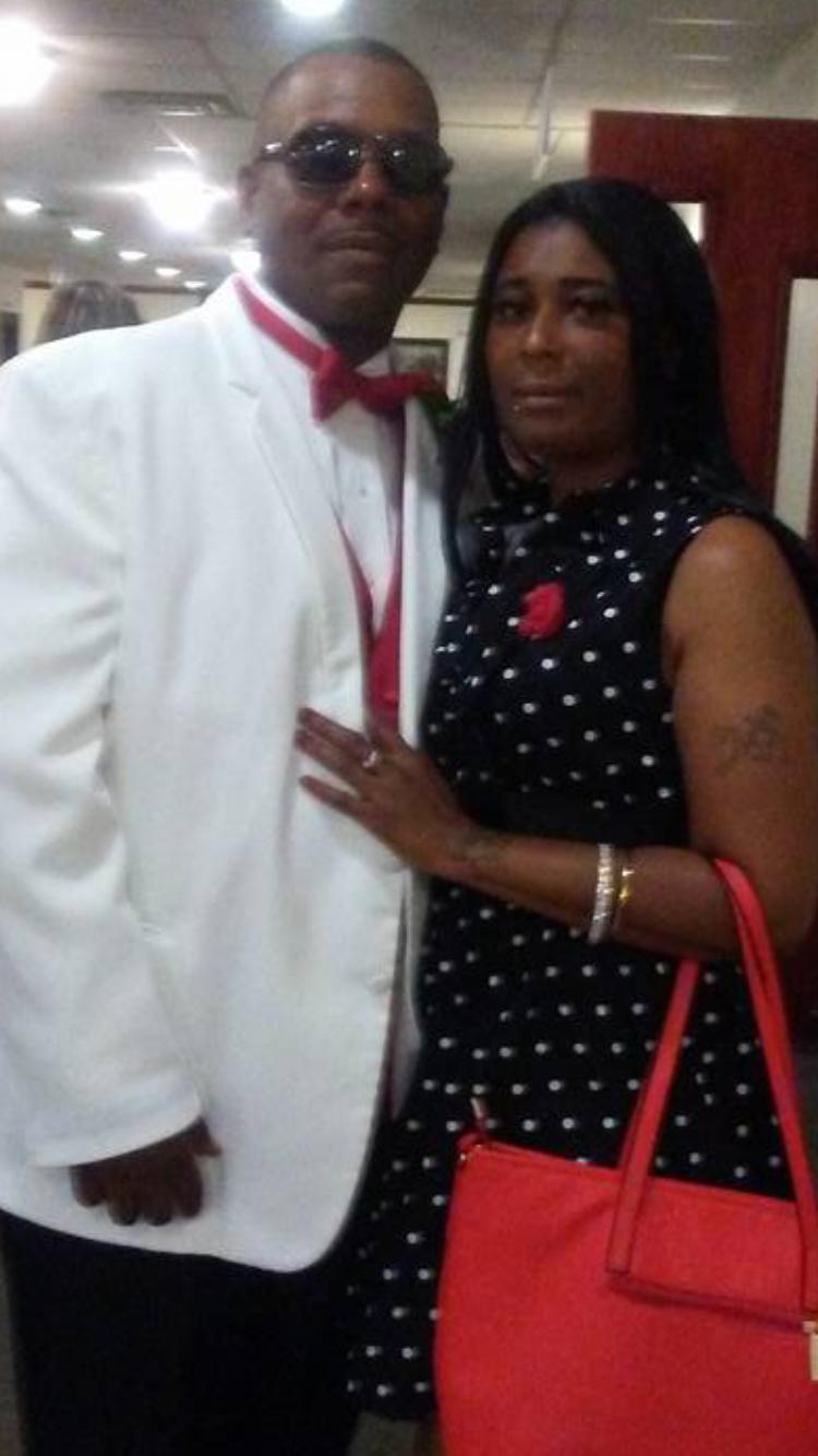 Larria Sykes and Kenron Tender's Wedding Website