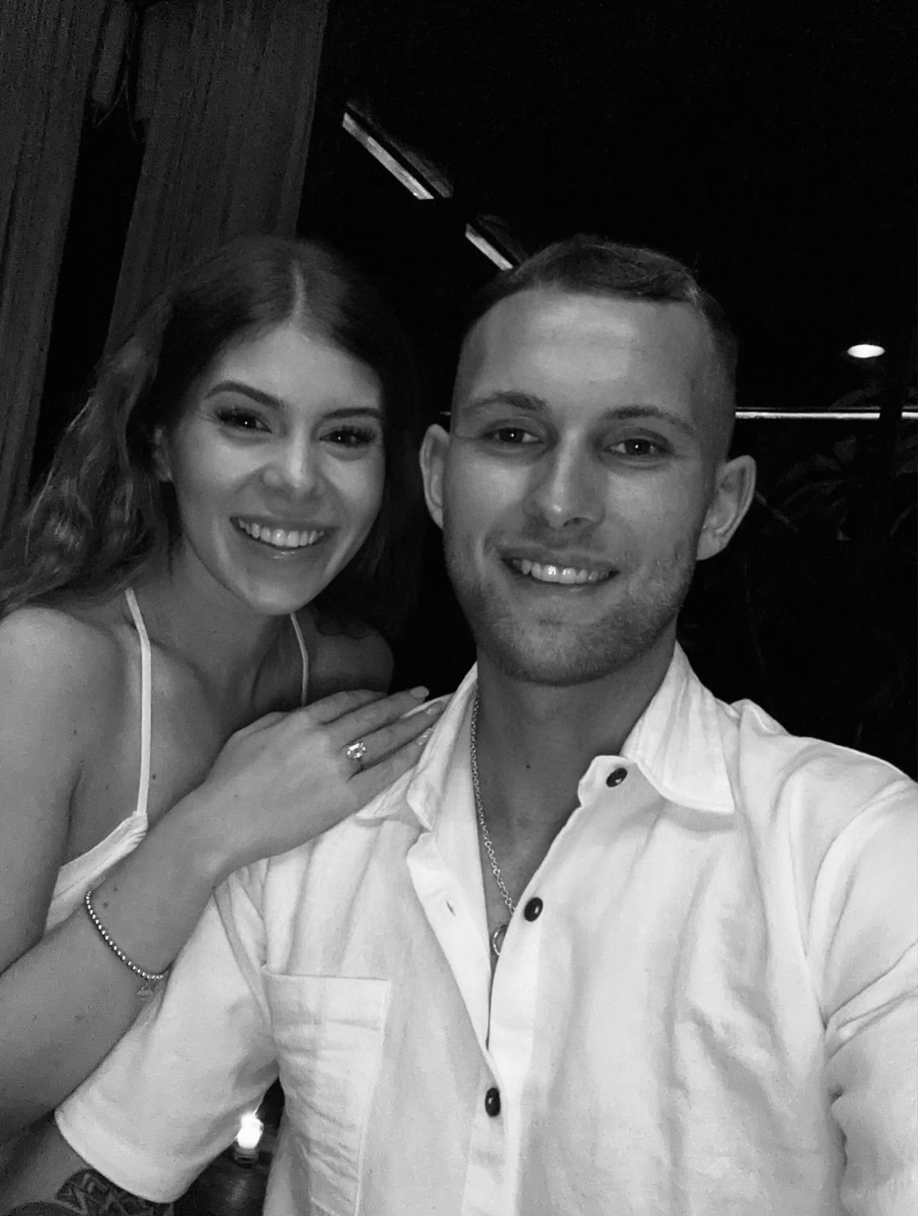 Hannah Cassidy and Robbie Williamson's Wedding Website