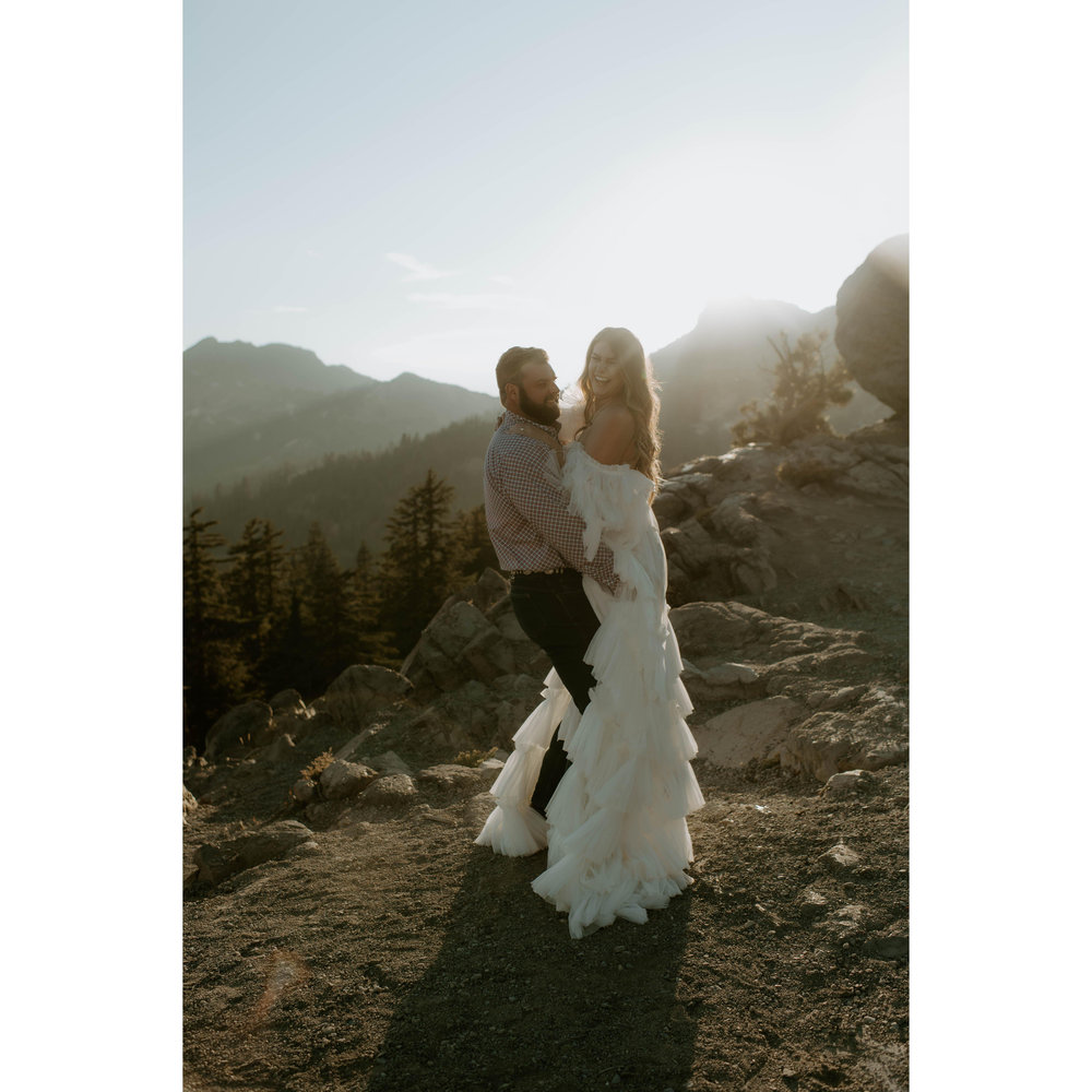 Hallie Hawkins and Hayden Oilar's Wedding Website