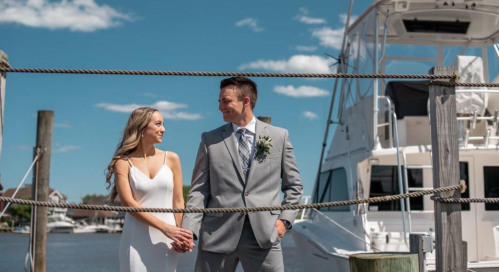 Danielle Byrnes and Timothy Pappas' Wedding Website