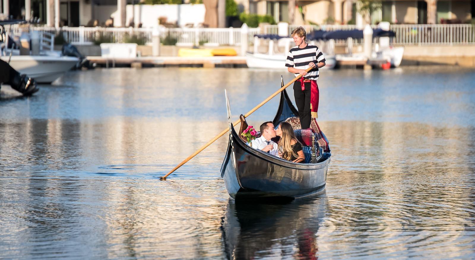 Andrea Arango and Hunter Gipson's Wedding Website