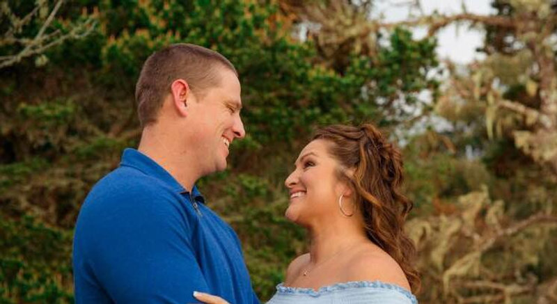 Sarah Miranda and Uriah Dewell's Wedding Website