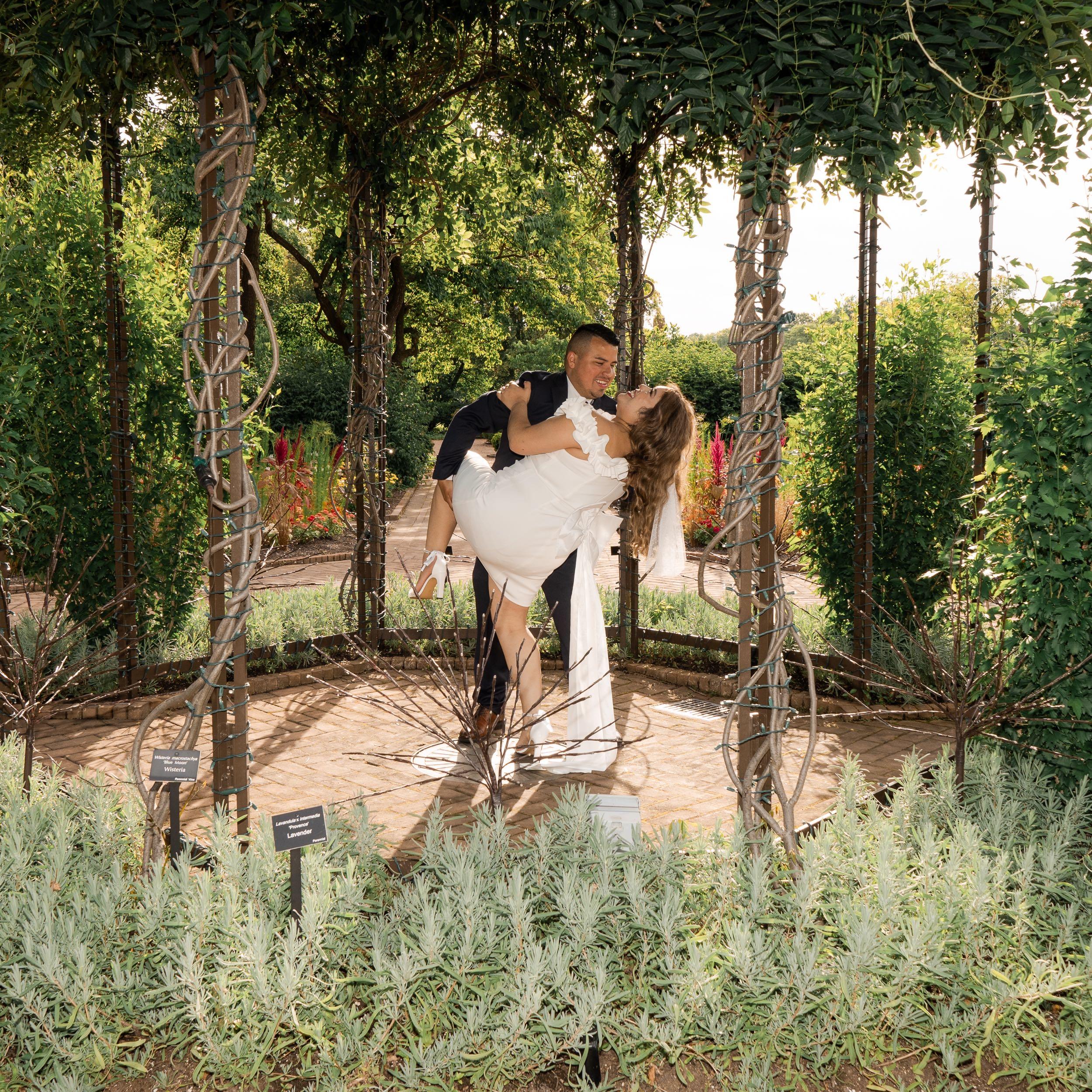 Diana Galdamez and Michael Lira's Wedding Website