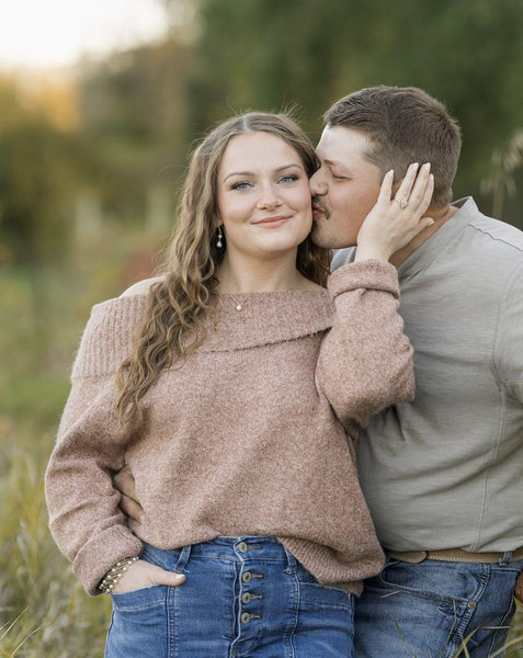 Kaylen Knodel and Lee Hippe's Wedding Website