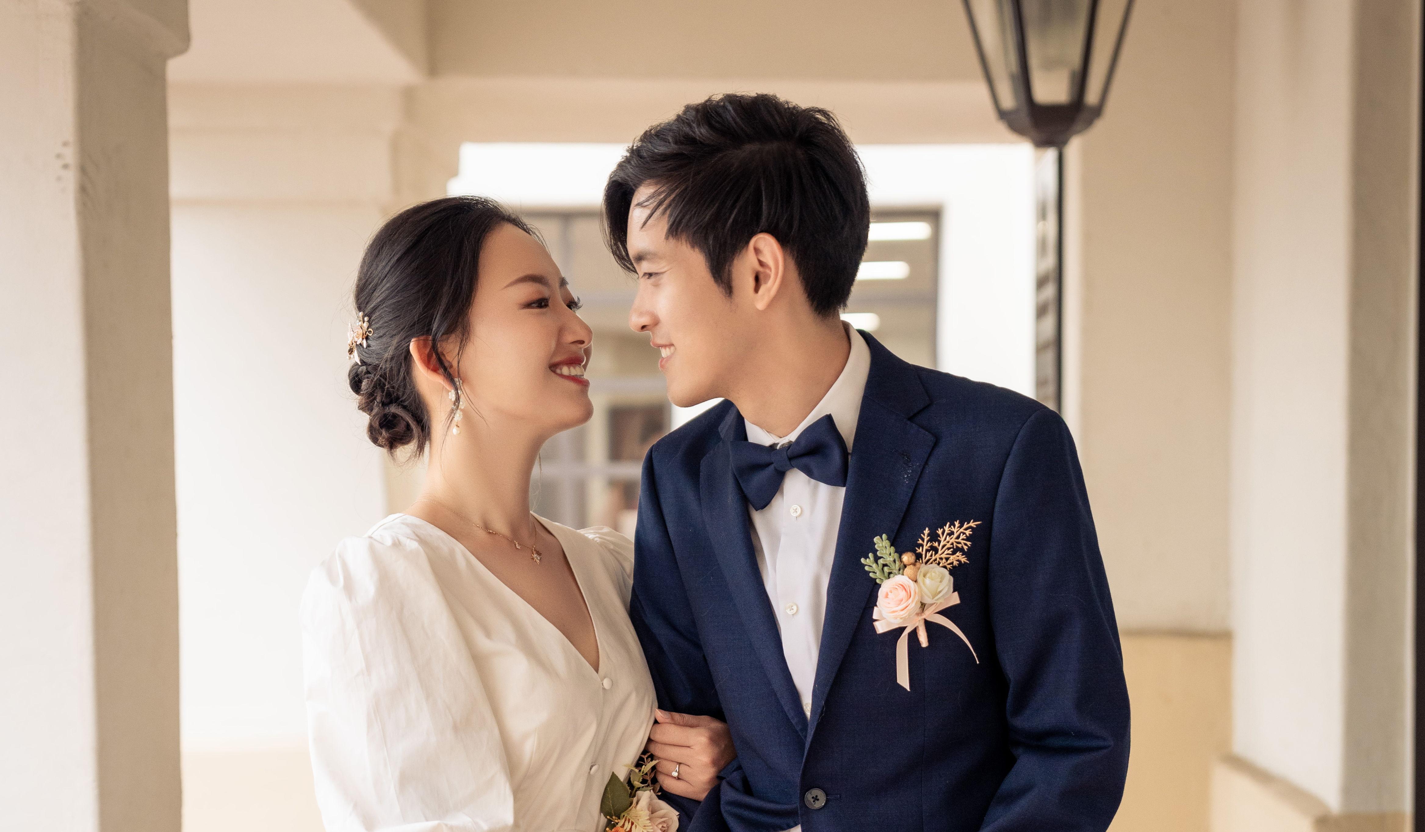 Autumn Zhou and Roy Jiang's Wedding Website