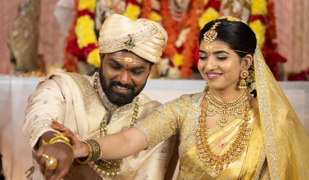 Akhil Mekala and Deepthi Yakkinti's Wedding Website