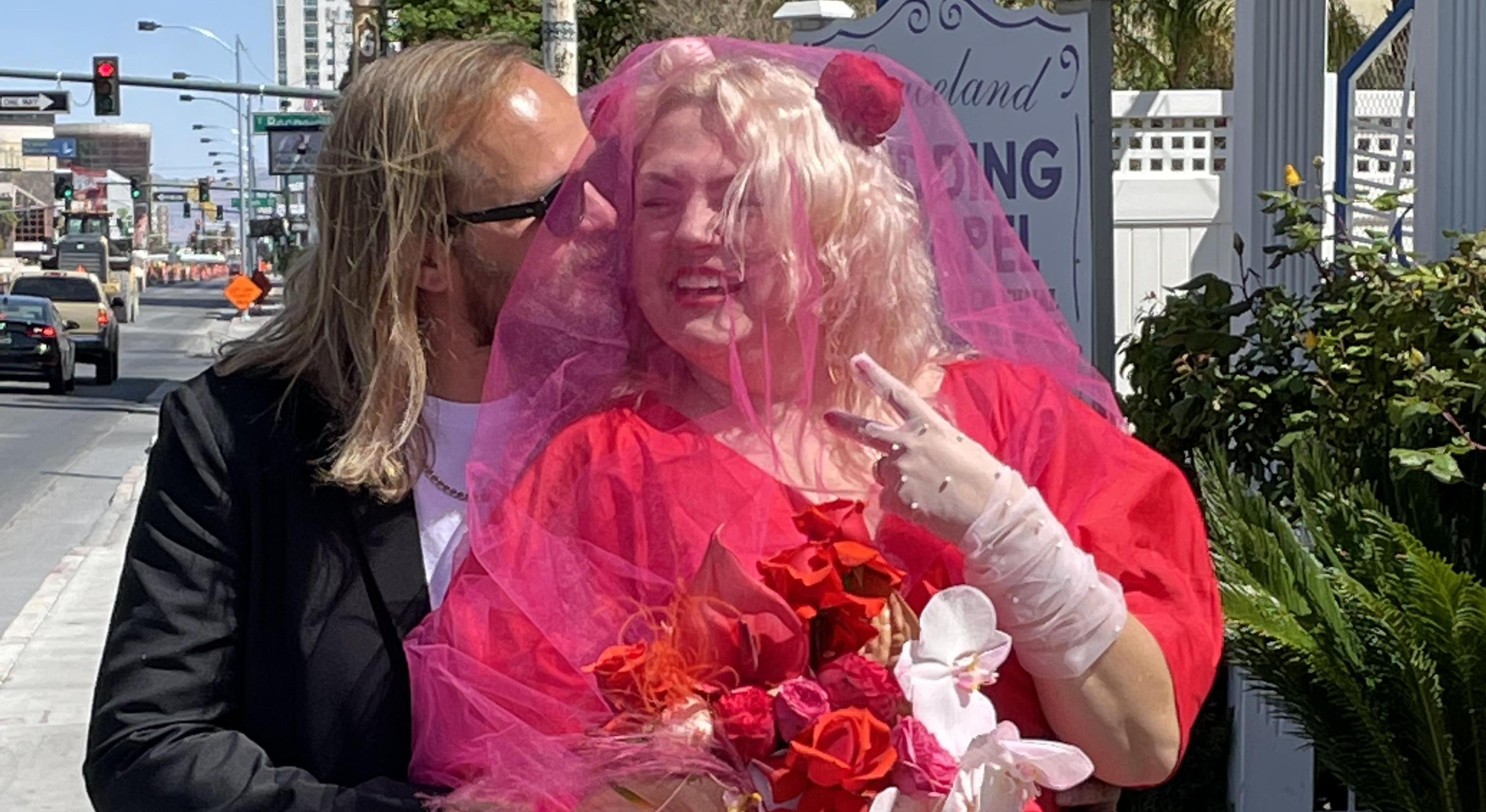 Anne Regan and Vladimir Kovanovskiy's Wedding Website