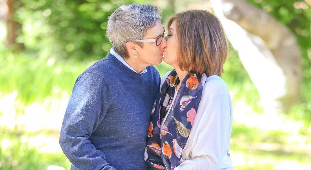 Debbie Eisner and Gail Bunting's Wedding Website