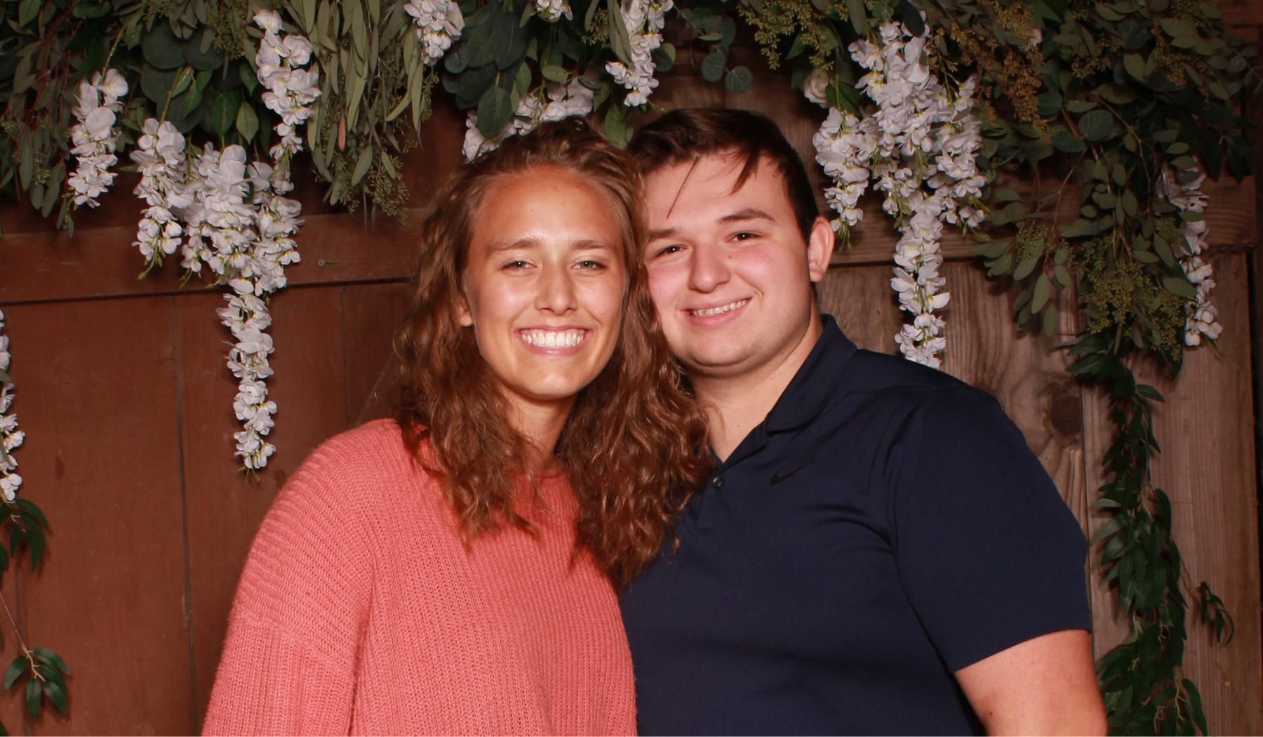 Julia Hildebrandt and Dane Barham's Wedding Website