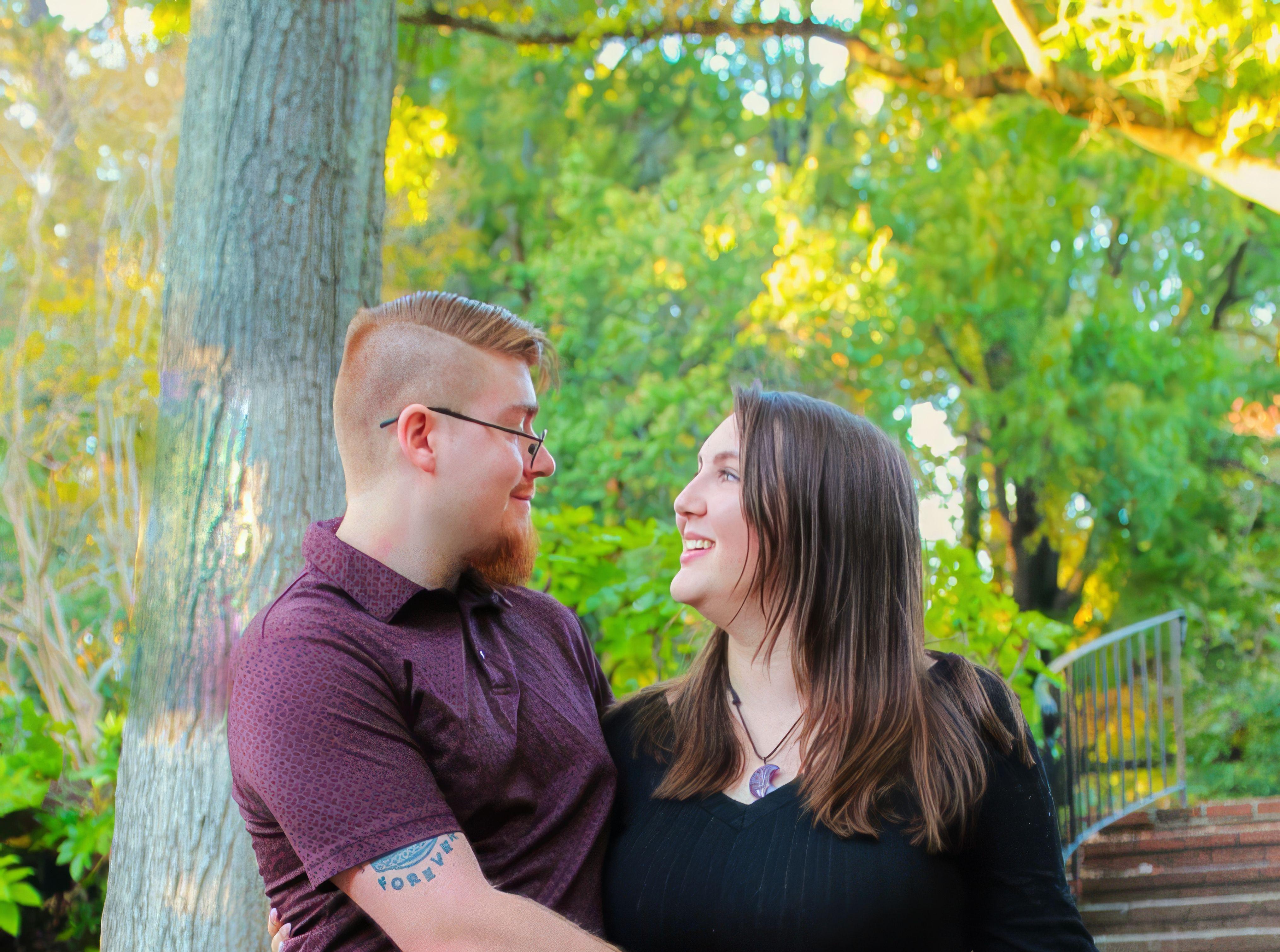 Deanna Farrie and Dustin Lewis' Wedding Website