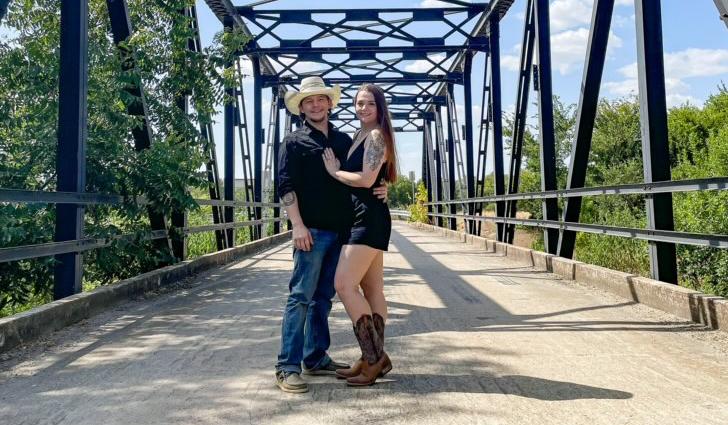 Danielle Kinsey and Scott McDavid's Wedding Website