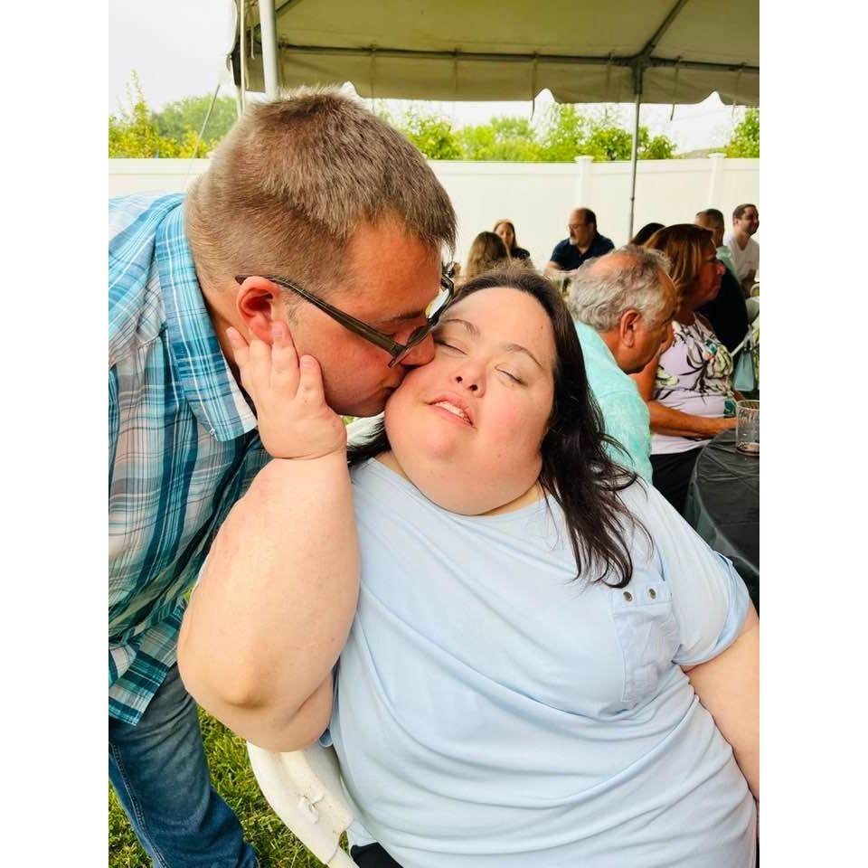 Elizabeth Barone and Luke Reisner's Wedding Website