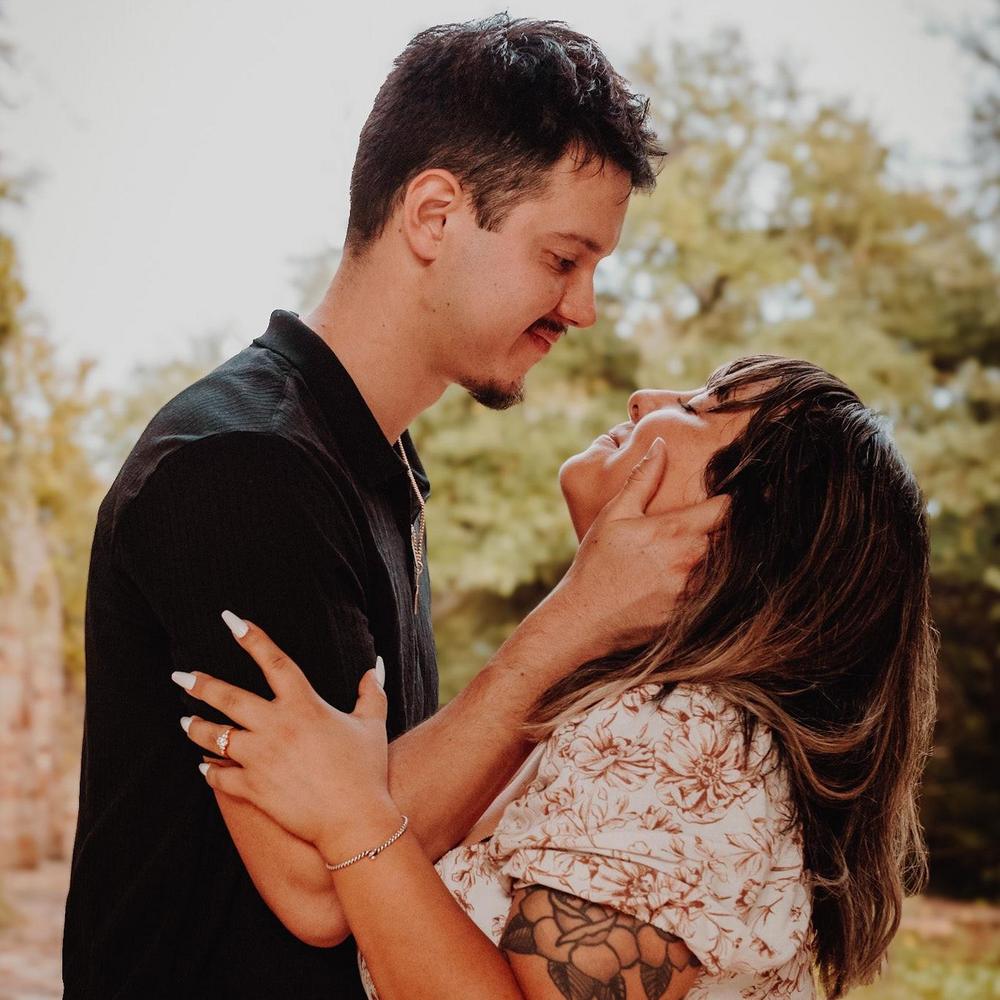 Emilie Muniz and Dylan Holder's Wedding Website