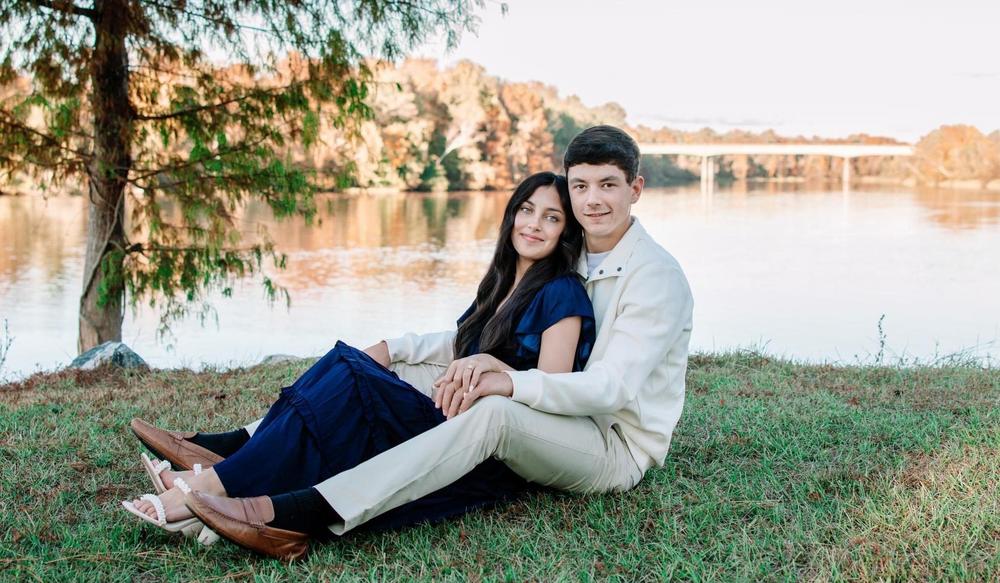 Hannah Smith and Hunter Hodges' Wedding Website