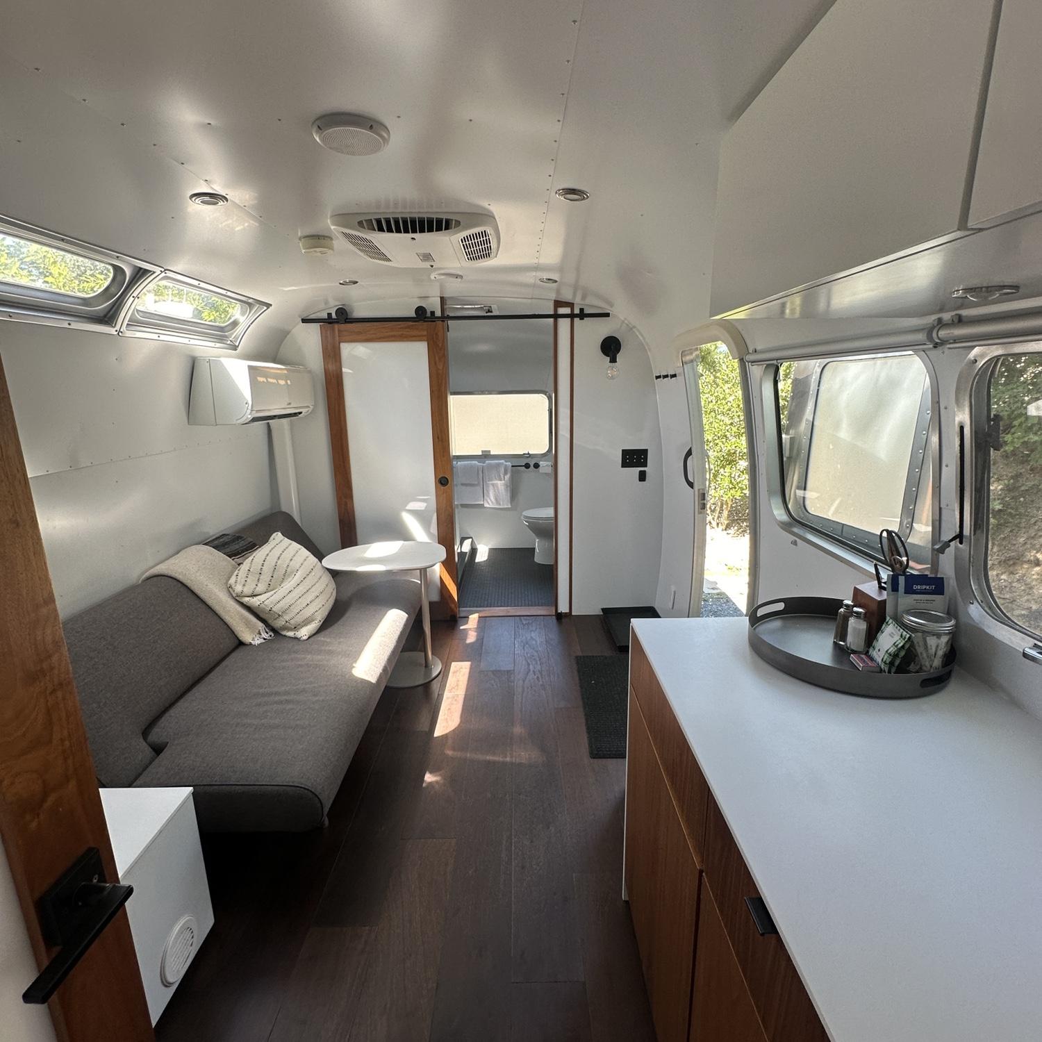 Alexa Elliott and Cody Leary's Wedding Website