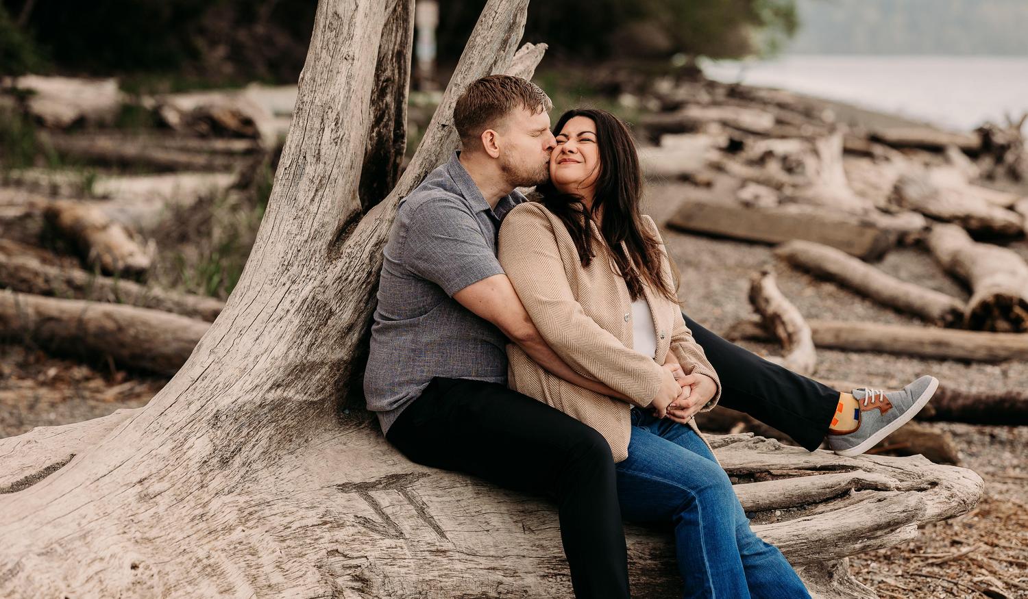 Elizabeth Dizon and Jonathan Miller's Wedding Website