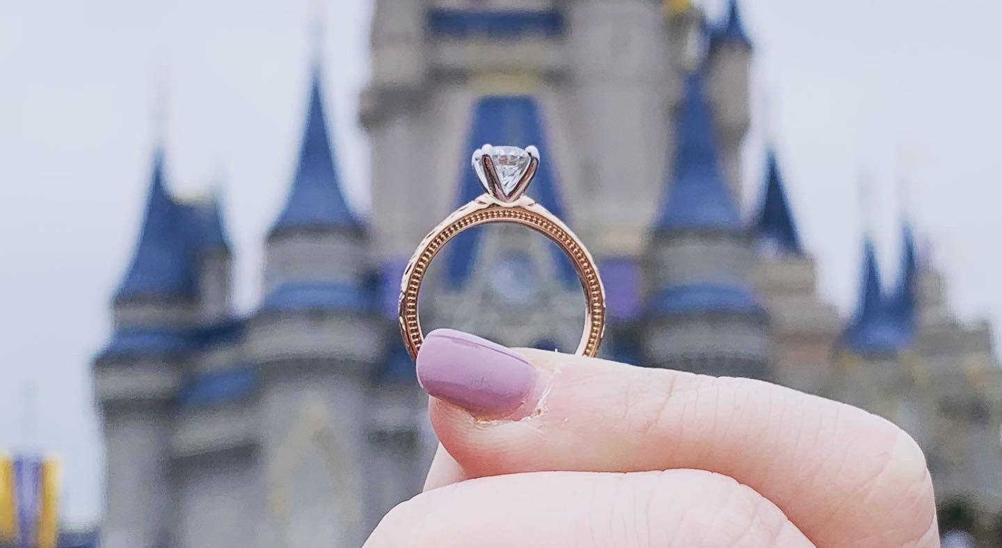 Leanne O'Brien and Dan Condren's Wedding Website