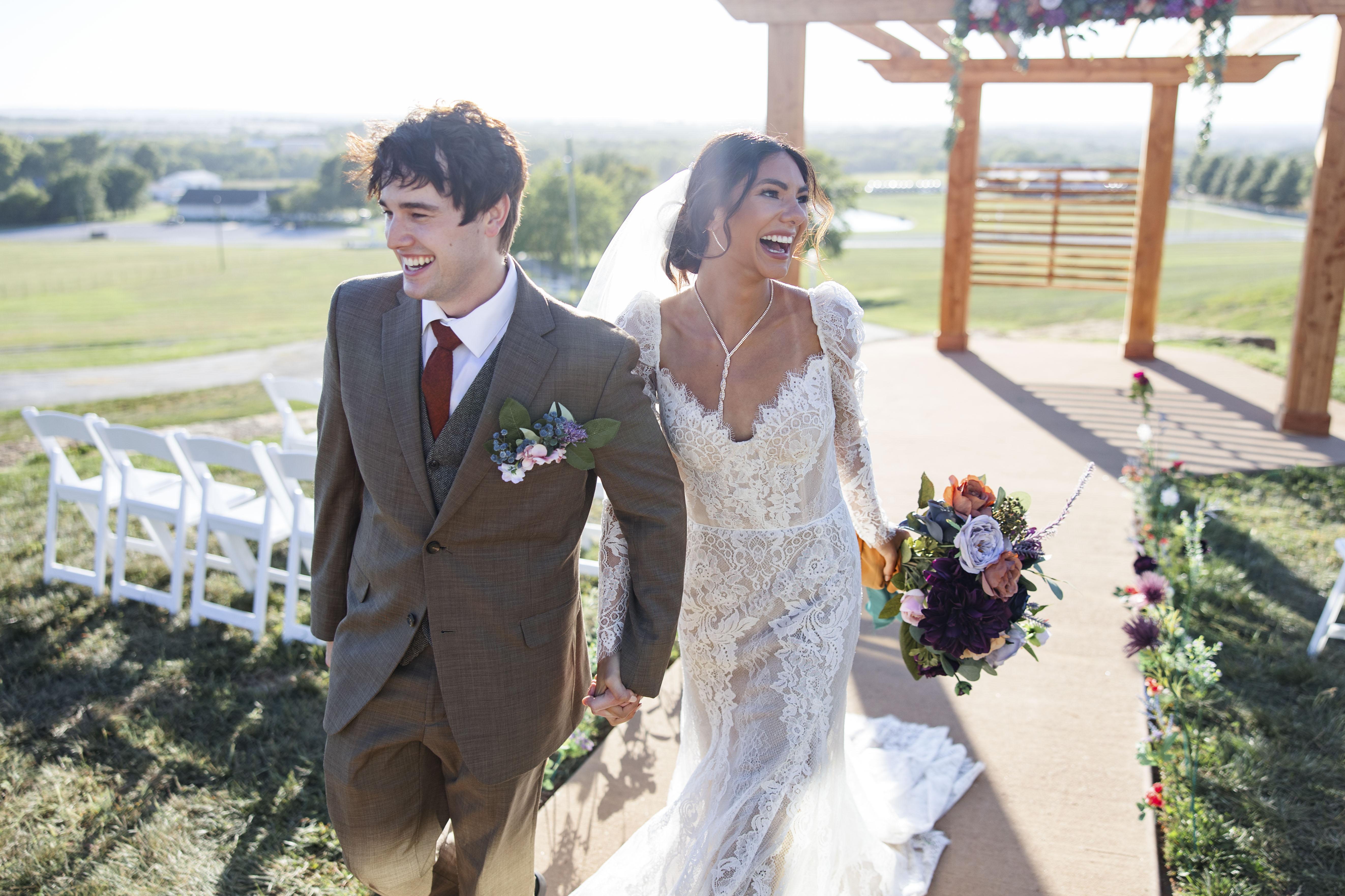 The Hilltop KC - Wedding Venues - Zola