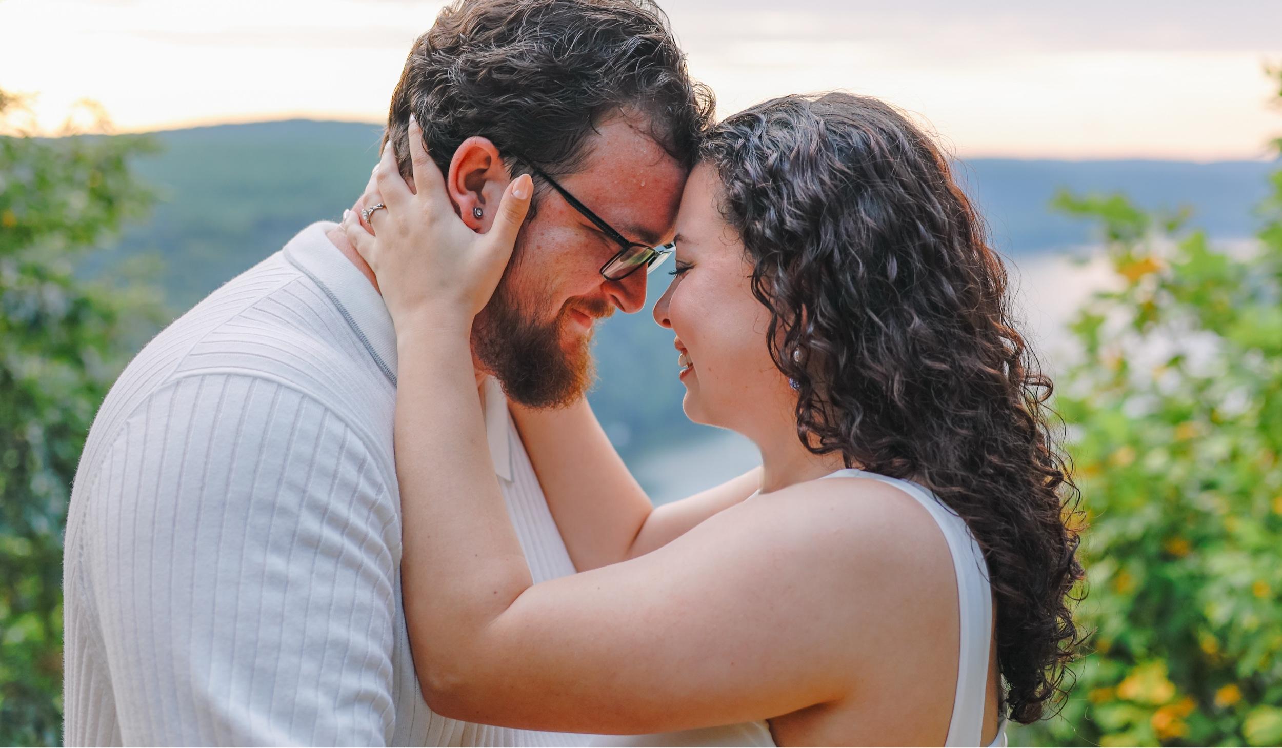 Melencia Meditz and Matthew Burbage's Wedding Website