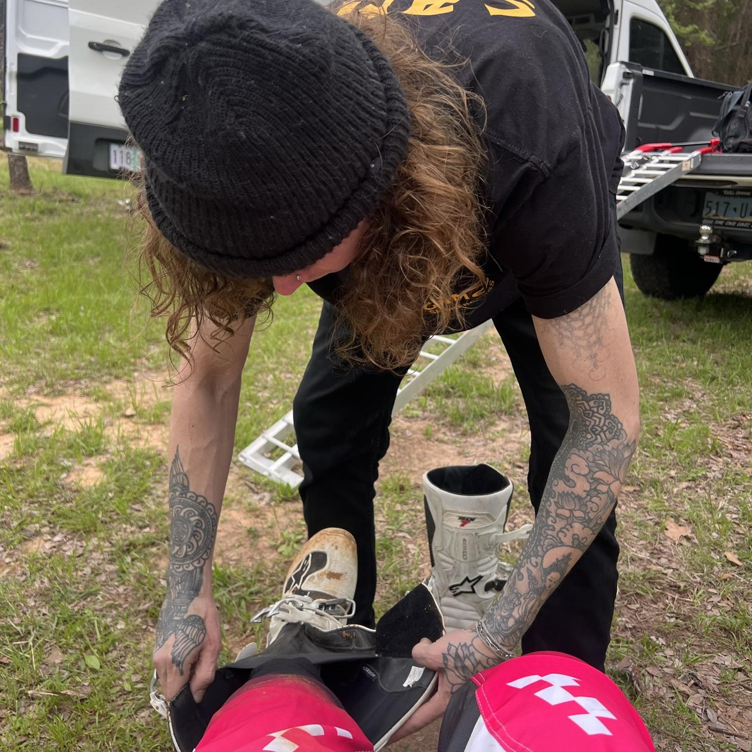 Shannon Roxanne Holt and Tommy Lawrence Dugan's Wedding Website