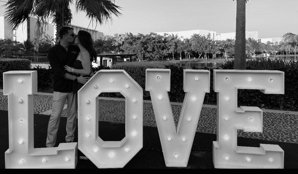 Tyler Gardiner Skenderian and Caroline Elizabeth Turner's Wedding Website