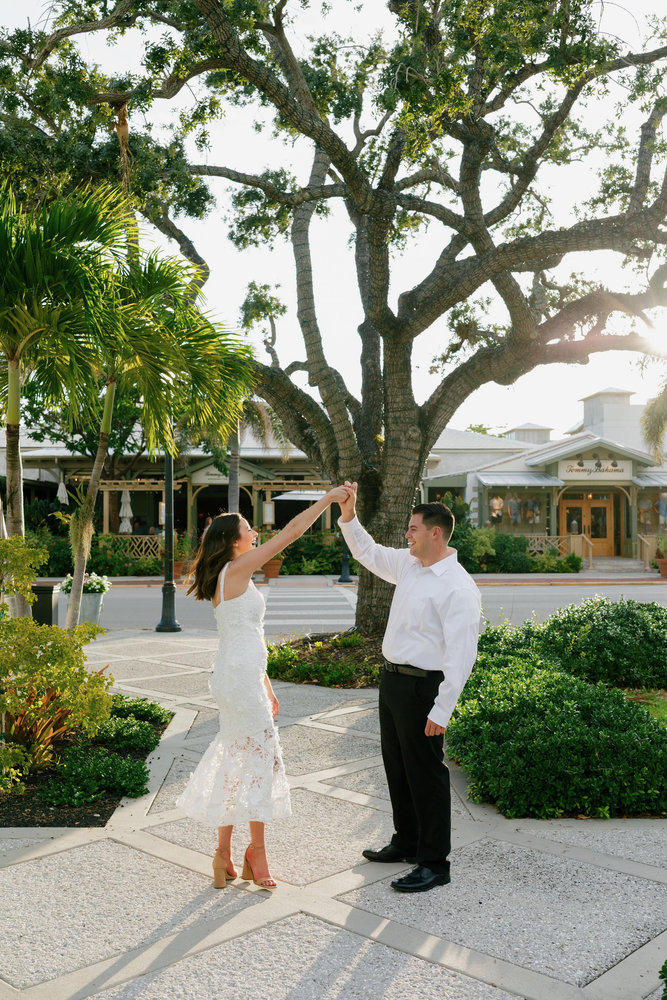 Elizabeth Rudd and Jacob Pariseau's Wedding Website