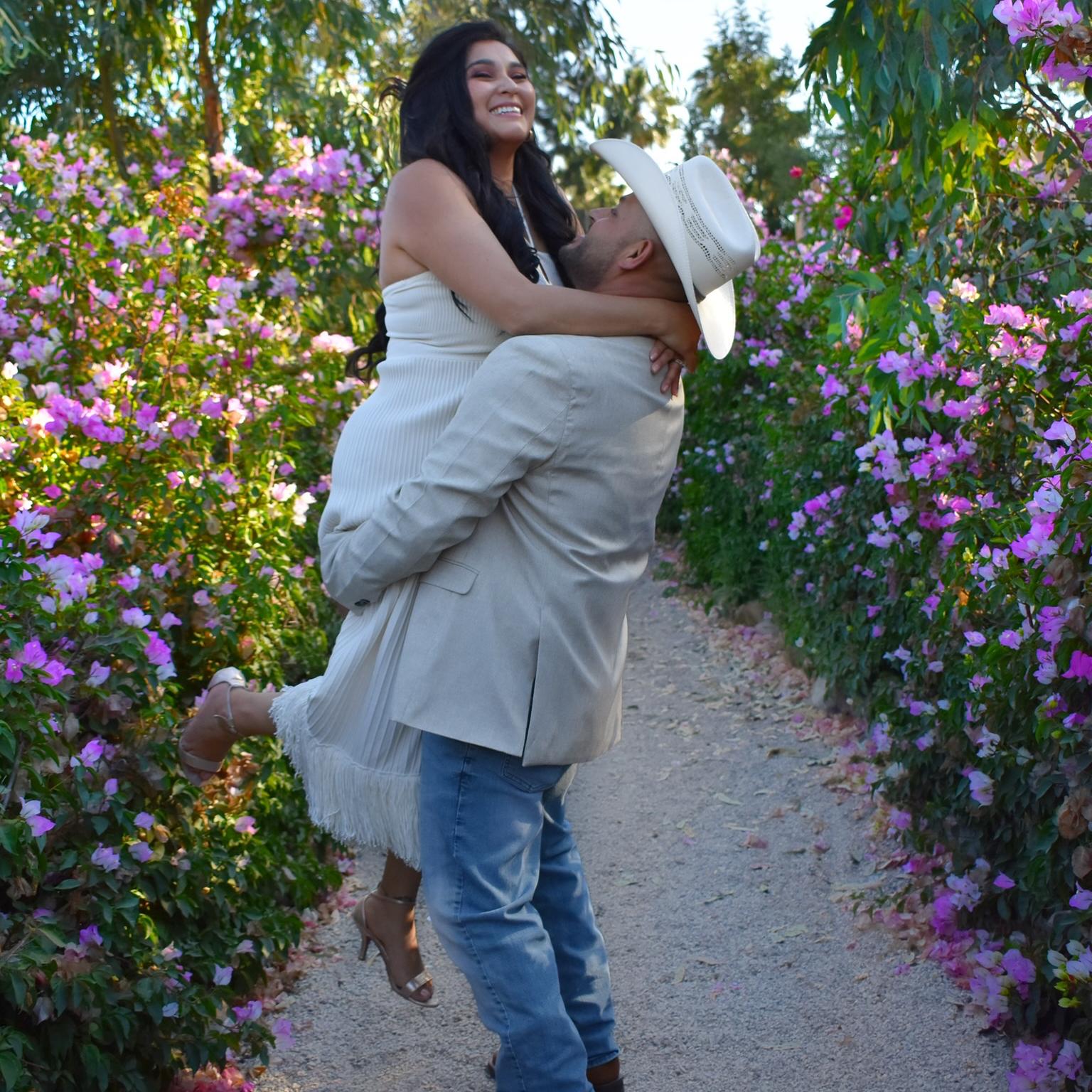 Cynthia Estrada and Byron Estrada's Wedding Website