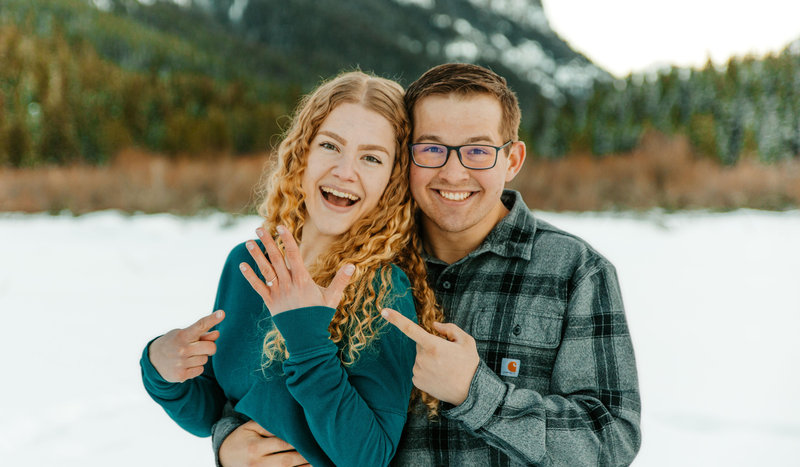 Allison Weeks and Tim Goodman's Wedding Website
