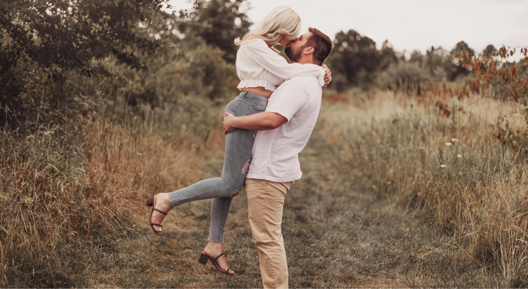 Kelsie Pushay and Tyler DeBolt's Wedding Website