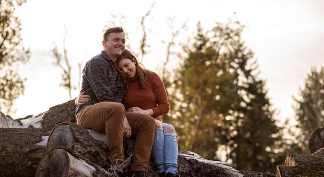 Lindsay Rader and Alex Clark's Wedding Website